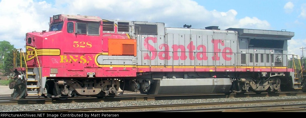 BNSF 528